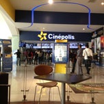 Foto tomada en Cinépolis por Luca el 10/17/2012
