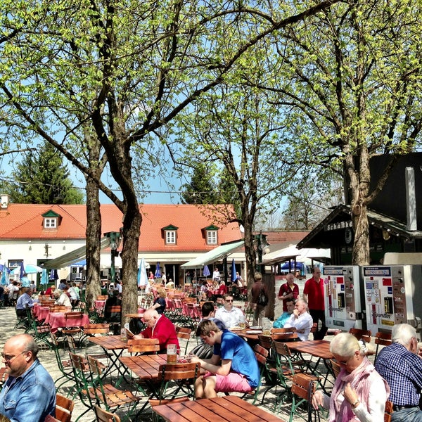Königlicher Hirschgarten - Beer Garden in Nymphenburg