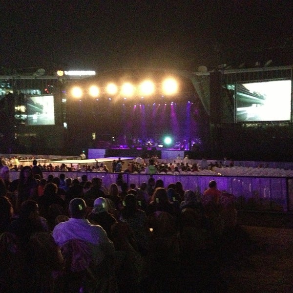 Dubai Media City Amphitheater - Concert Hall in الصفوح الثانية