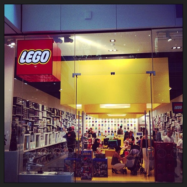 The LEGO Store - Stratford and New Town - Westfield Stratford City