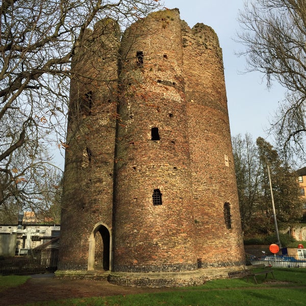 Cow Tower - Cathedral Quarter - 1 tip