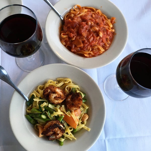 Robke's Country Inn - Italian Restaurant in Northport