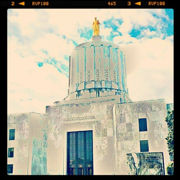 Oregon State Capitol Building - Salem, OR