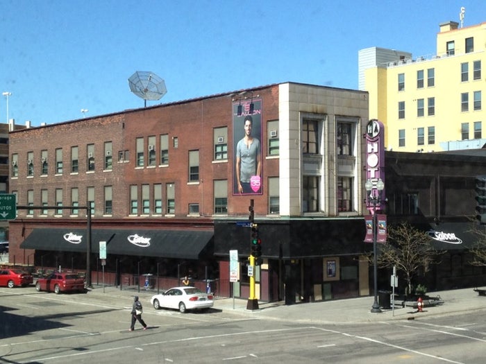 The Saloon Photos - GayCities Minneapolis