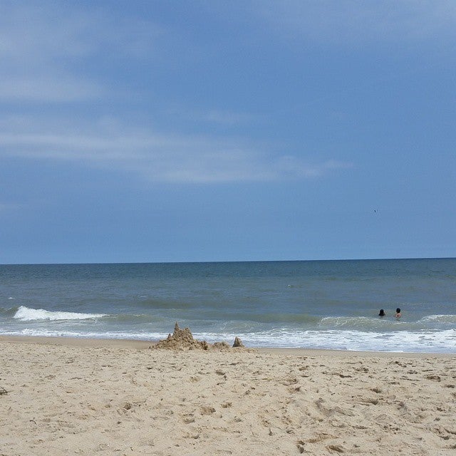 Poodle Beach Photos - GayCities Rehoboth Beach