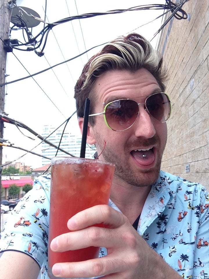 JR's Bar and Grill Photos - GayCities Dallas