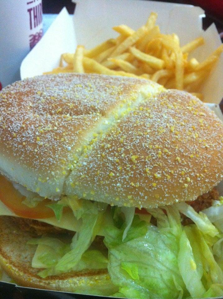 Grand Chicken at McDonald's Arabia...yummy! #McDonalds #McDonaldsArabia ...